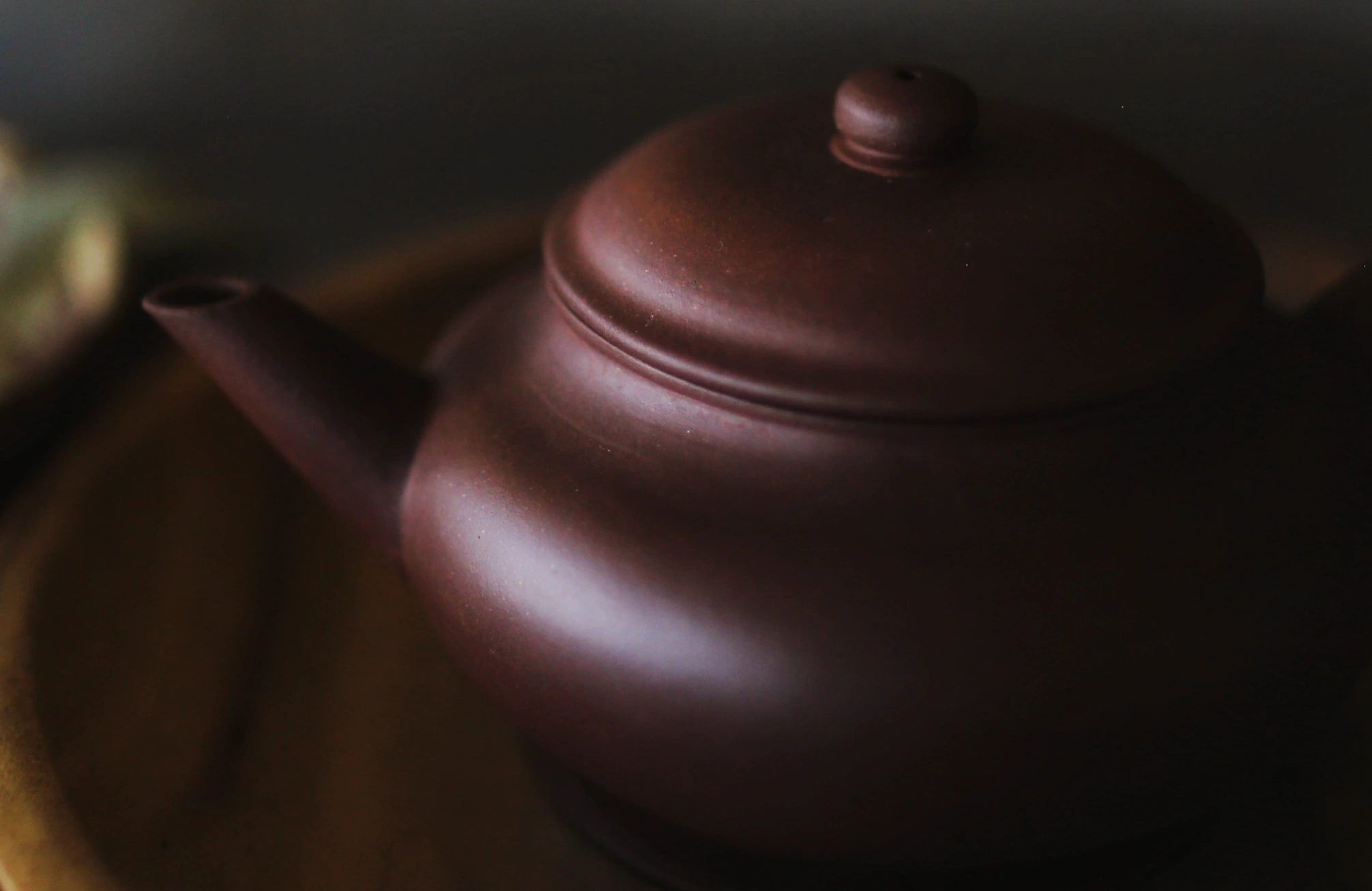 Late Qing Dynasty Bian Deng Hu Zisha 250ml Teapot – Puerh Medicine